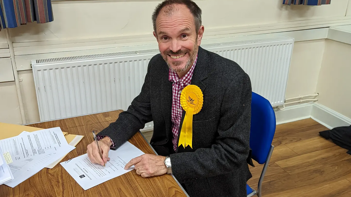 Liberal Democrats win picturesque Surrey Hills seat from Conservatives ...